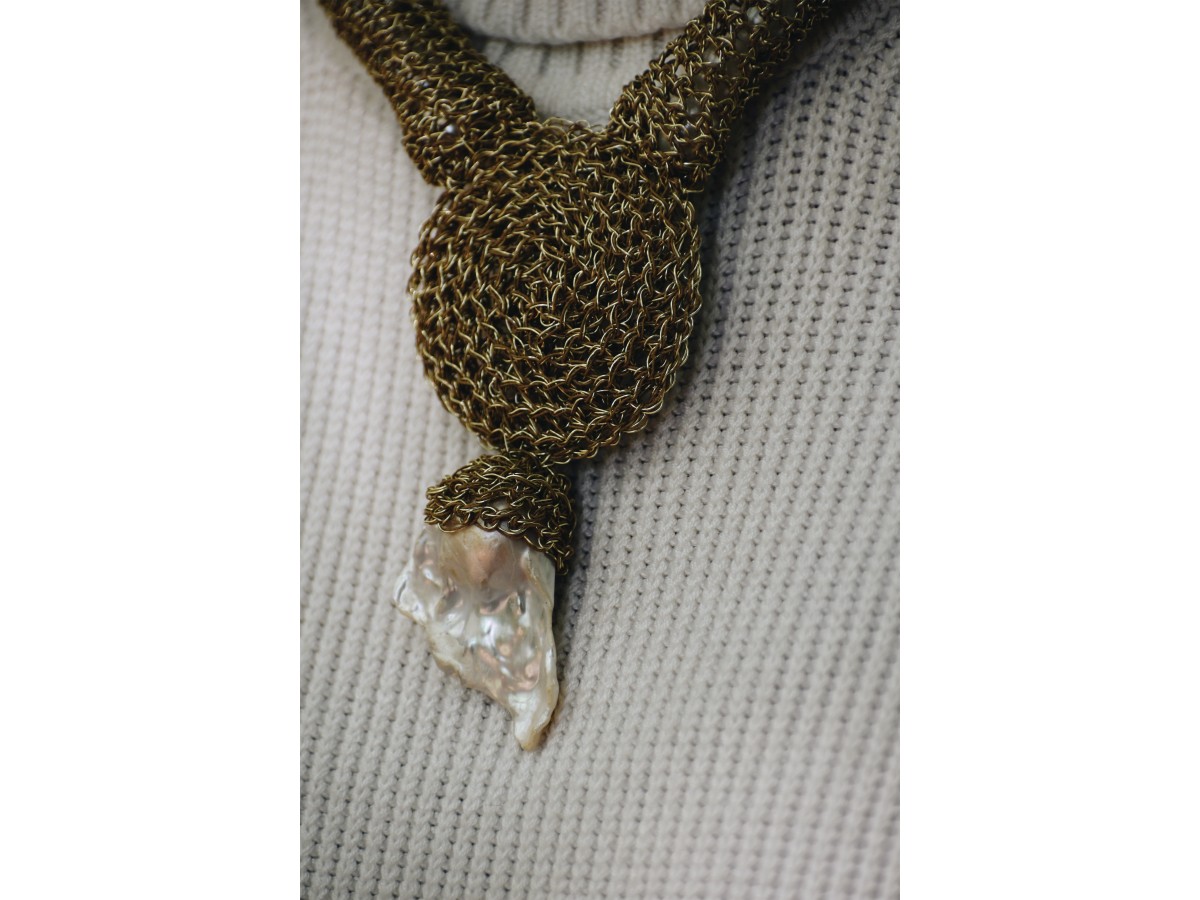 Hara Karamihali TUBE PEARL NECKLACE @ Faceart